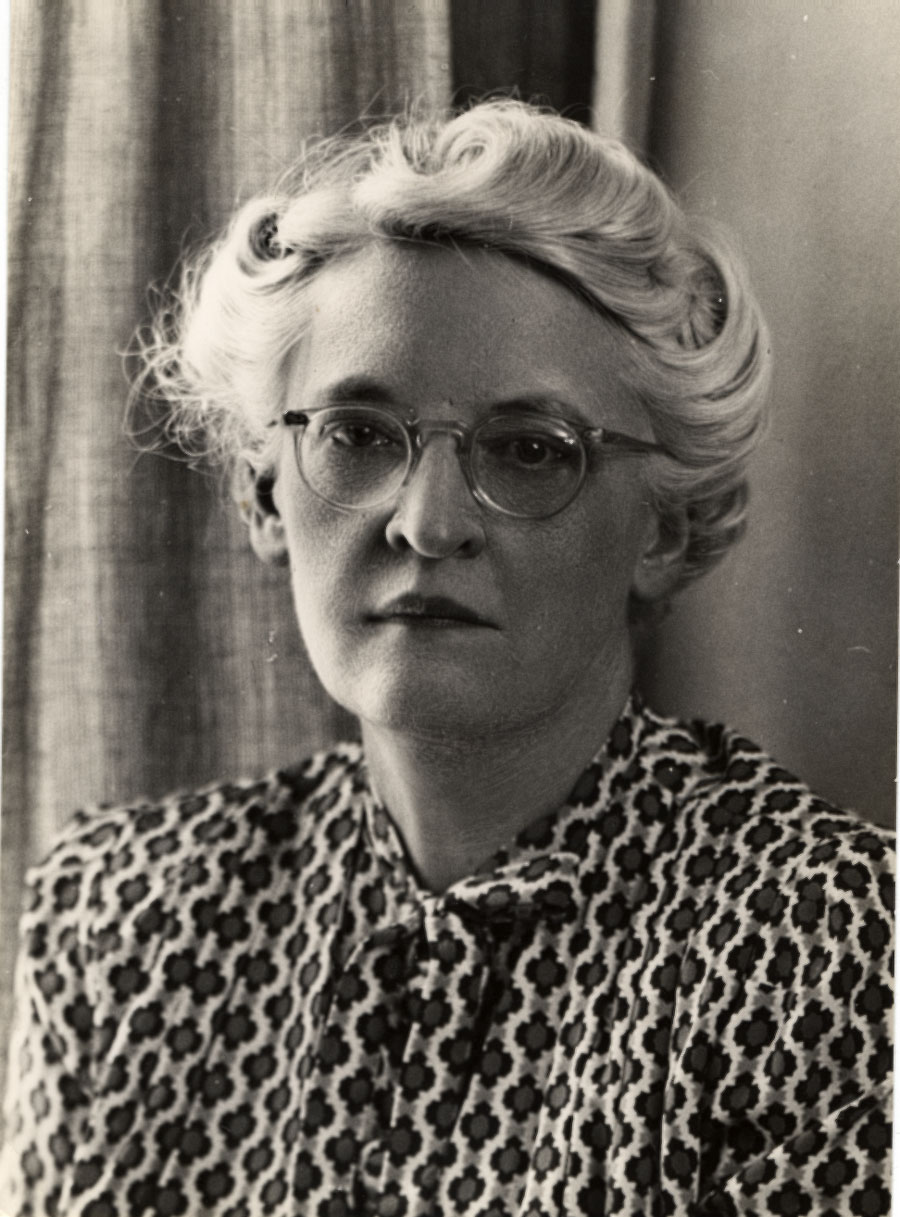 Papers of Ruth Suckow - The University of Iowa Libraries
